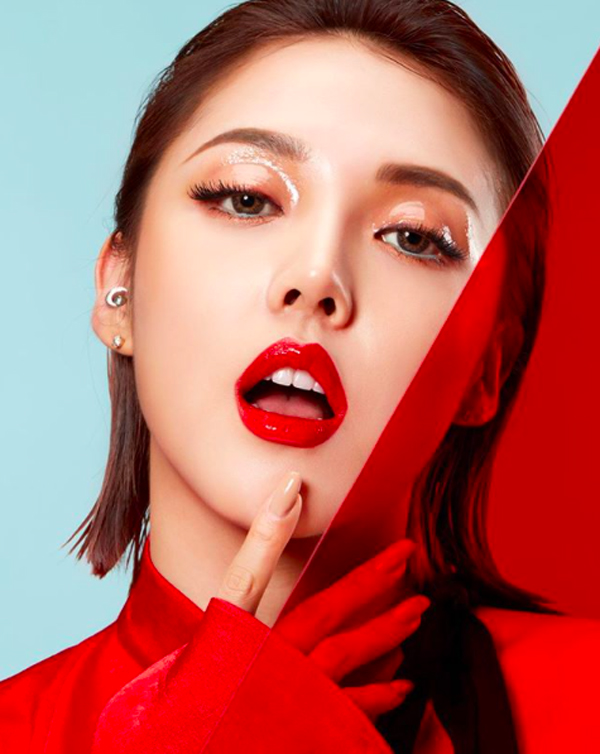 把化妆当成艺术 Pony教你打造干净无瑕底妆